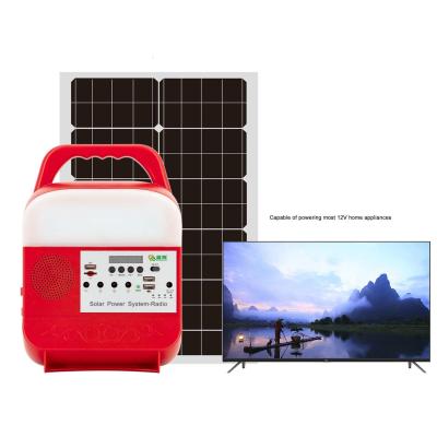 Cina Fuori dalla centrale elettrica ricaricabile portatile a energia solare del sistema di illuminazione di griglia in vendita