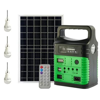 China Estação de energia portátil de geradores solares de 7500 mAh com painel 10 W à venda