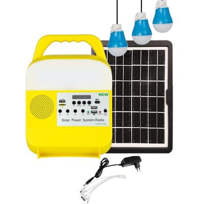 Cina Corredi domestici del sistema di Mini Portable Solar Power Lighting con l'altoparlante Solarenergie di musica in vendita