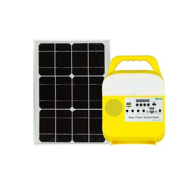 Cina SRE - portatile di campeggio del rifornimento di alimentazione di emergenza del generatore di energia di sistema solare 6820 in vendita