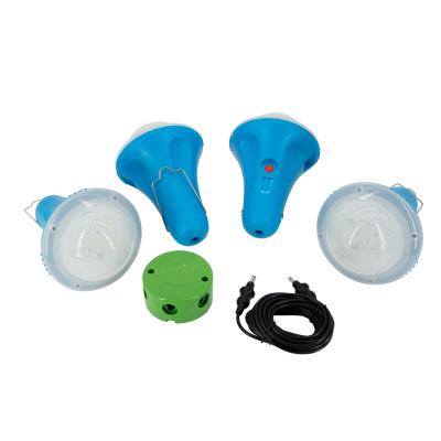 Cina 4 lampadine LED Portatile luce solare da campeggio AC carica 25W 6500-7000K in vendita