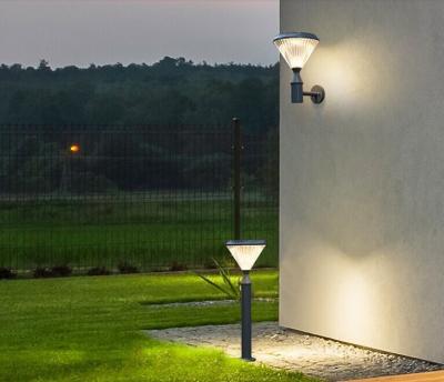China As luzes postas solares de alumínio do gramado 20W pintaram Matte Solar Garden Lamps à venda