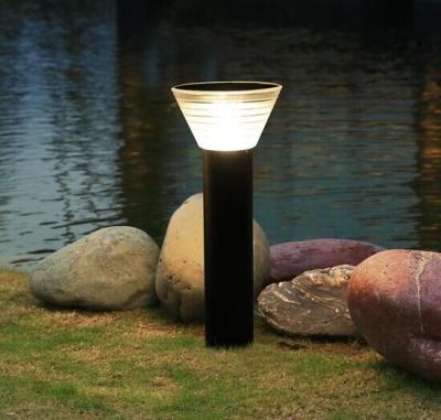 China As luzes postas solares de alumínio do gramado 20W pintaram Matte Solar Garden Lamps à venda