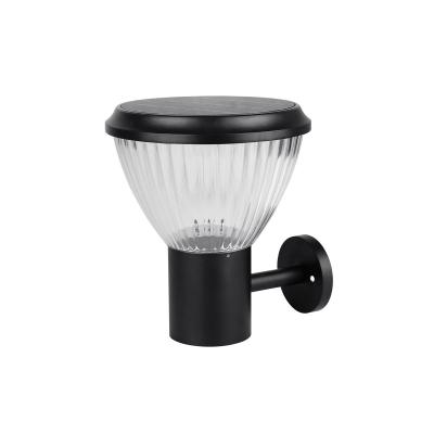 Cina Tutto in un giardino del sensore solare di IP65 5W 5V accende la metallina dipinta in vendita