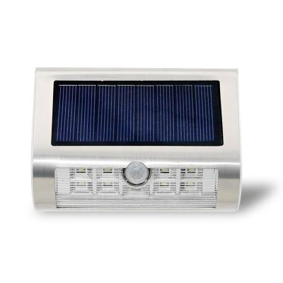 中国 3.2V 9PCS SMD2835 LEDのセンサーが付いている太陽壁ライト 販売のため