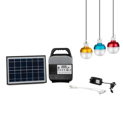 Cina FCC USB verso l'esterno il sistema di illuminazione domestico solare di 10W MP4 con 3 luci esterne in vendita