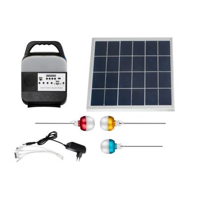Cina Sistema di illuminazione portatile della casa di energia solare 9W/6V 8000 Mah Energy Saving Light in vendita