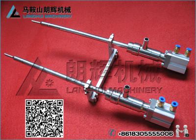 China Semi-automatic Yogurt Filling and Sealing Machine for Stand up Pouches for sale