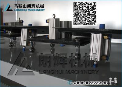 China El jugo de alta calidad de la eficacia alta bebe la máquina de rellenar para la bolsa de plástico en venta