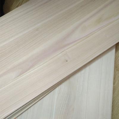 Cina peso leggero naturale di colore dei pannelli di legno solidi del legno duro del Paulownia di 3-55mm in vendita