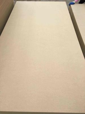 Cina Un bordo bianco del Mdf della melammina dei pannelli a base di legno 12mm del grado 9mm 18mm in vendita