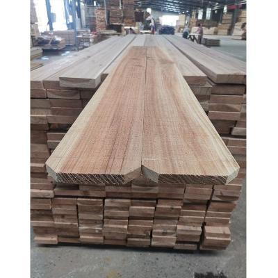 Cina Lunghezza trattata termicamente di Cedar Wood Fence Panels 1830mm del giardino della decorazione in vendita