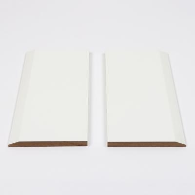 China Customized White Primed Wood Boards Wood Wall Baseboard Skirting Molding for sale