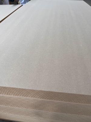 Cina 1160*2400mm 28mm Bamboo Plywood Sheets Container Flooring For Repair Container in vendita