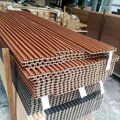 China Wooden Cladding Interior Plastic Composite Fluted Covering Board Wainscoting Vinyl Timber Decorative 3D WPC Wall Panel Te koop