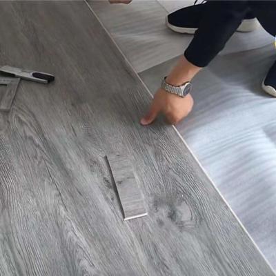 China Piso de PVC SPC entrelazado Vinyl azulejos Piso de tablón de vinilo para el piso del garaje for sale