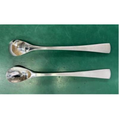 China Premium 304 Stainless Steel Long Handle Spoons for Commercial & Home Use for sale