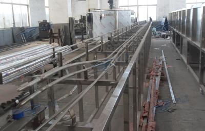 Cina Sterilizzatore automatico di inverso della bottiglia di vetro per la linea di riempimento a caldo in vendita