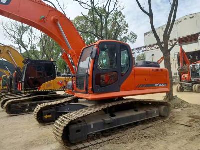 Cina Pista di seconda mano usata Digger Korea Brand Medium Machine del cingolo 30t di Doosan Dx 300LC dell'escavatore in vendita