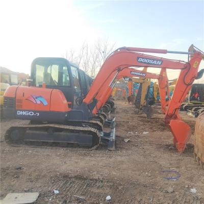 Cina Pista di seconda mano usata 6t Digger Small Equipment Made di Mini Excavator Original Doosan Dh 60-7 in Corea in vendita