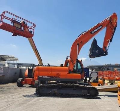 中国 Scondhandのクローラー掘削機Doosan Dx225lcaの使用された坑夫Dh225、販売のDx260 Dx300 Dx225 販売のため