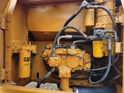 Cina Vendita calda idraulica di seconda mano di seconda mano di Caterpillar 320d 320b 320c 325b 325c 325D 330b dell'escavatore di Cat 320d dell'escavatore del cingolo sulla promozione in vendita