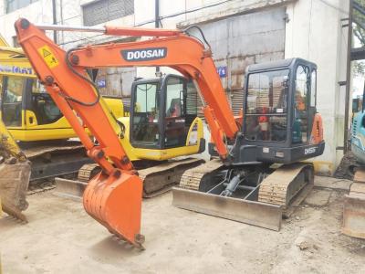 中国 中古斗山ミニトラック掘削機 Dh55 プロモーション中、中古オリジナル油圧小型クローラーディガー DH55 DH60 DH80 プロモーション中 販売のため