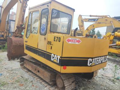 Cina Buone condizioni a buon mercato Escavatore originale giapponese Cat Crawler E70 usato a Shanghai in promozione. in vendita