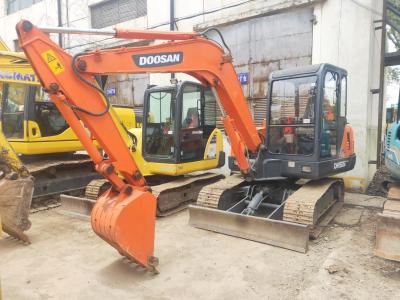 China Gebruikte Doosan mini-rupsgraafmachine Dh55 beschikbaar op promotie, tweedehands originele hydraulische kleine rupsgraafmachine Dh55 Dh60 Dh80 op promotie Te koop