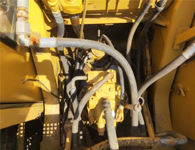 Cina Escavatore utilizzato del cingolo di Caterpillar 330d nella condizione di lavoro perfetta con il prezzo ragionevole. Cat Excavator di seconda mano 330c, E200b sulla vendita. in vendita