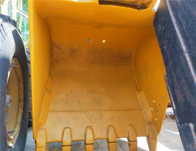 中国 驚かせる価格の完全な働く状態の使用された幼虫330blのクローラー掘削機。中古猫の掘削機330c、販売のE200b。 販売のため