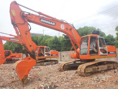 China Prachtige prestatie Doosan graafmachine Dh220LC-7, gebruikte 22 ton populaire rupsgraafmachine Dh220 te koop Te koop