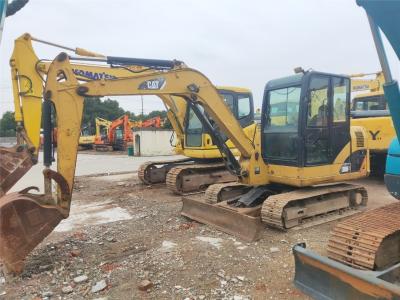 Cina Escavatore utilizzato originale del cingolo di 100% Caterpillar, di seconda mano 6 Ton Track Good Condition con lo zappatore di prezzo basso in vendita
