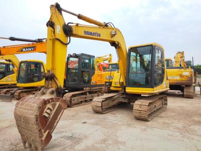Cina Escavatore utilizzato PC60 di KOMATSU in azione, escavatore di seconda mano Komatsu PC55 PC56 PC60 PC70 PC78 della pista con la lama da vendere una garanzia da 1 anno in vendita