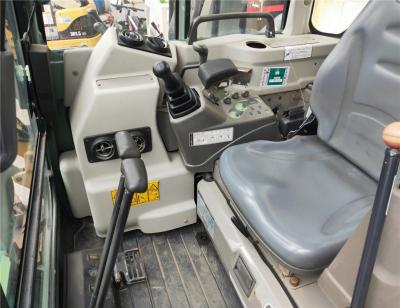 China Gebruikte die Yanmar Vio27, Kruippakjegraafwerktuig Yanmar Vio 27 in Japan, Tweedehands Bouw Hydraulisch Spoor Digger Yanmar Vio 27 op Verkoop wordt gemaakt Te koop