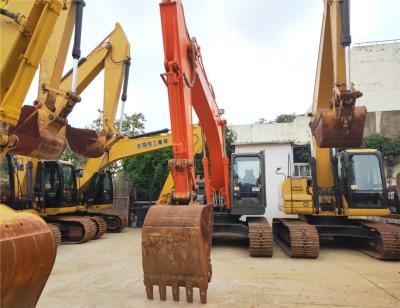 Cina Origine usata Giappone 20 Ton Crawler Excavator Hitachi Zx 200 con il motore a iniezione diretto, ore basse, buon prezzo di Resonable di condizione di lavoro una garanzia da 1 anno sulla vendita in vendita