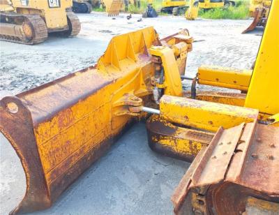 Cina Bulldozer utilizzato di Caterpillar D5m nella condizione di lavoro perfetta con il prezzo di stupore. Gatto di seconda mano D3c, D3g, D4c, bulldozer di D5K sulla vendita più una garanzia di anno. in vendita