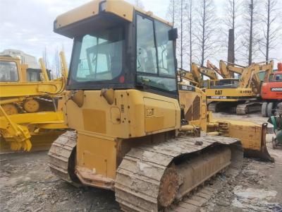 Cina Bulldozer utilizzato di Caterpillar D5K nella condizione di lavoro perfetta con il prezzo di stupore. Gatto di seconda mano D3c, D3g, D4c, bulldozer di D5g sulla vendita più una garanzia di anno. in vendita