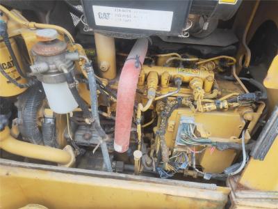 Cina Bulldozer utilizzato di Caterpillar D5K nella condizione di lavoro perfetta con il prezzo di stupore. Gatto di seconda mano D3c, D3g, D4c, bulldozer di D5g sulla vendita più una garanzia di anno. in vendita