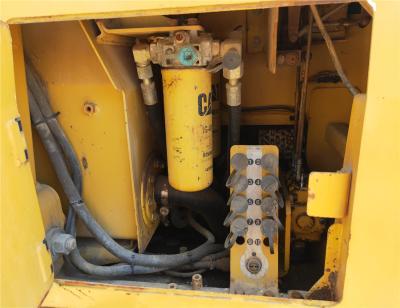 Cina Bulldozer utilizzato di Caterpillar D5g nella condizione di lavoro eccellente con il prezzo di stupore. Gatto di seconda mano D3c, D3g, bulldozer di D4c sulla vendita più una garanzia di anno. in vendita