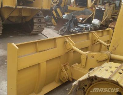 Cina Bulldozer Caterpillar D5g usato in ottime condizioni di lavoro con prezzo ragionevole. Bulldozer Cat D3c, D3g, D4c di seconda mano in vendita più un anno di garanzia. in vendita