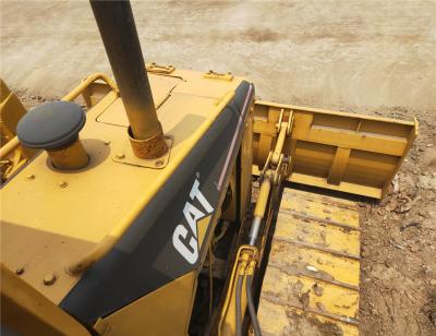 Cina Bulldozer Caterpillar D5g usato in perfette condizioni di lavoro con prezzo ragionevole. Bulldozer Cat D3c, D3g, D4c di seconda mano in vendita più un anno di garanzia. in vendita