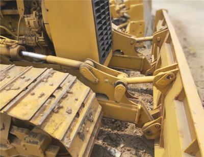 Cina Bulldozer utilizzato di Caterpillar D5g nella condizione di lavoro formidabile con il prezzo ragionevole. Gatto di seconda mano D3c, D3g, bulldozer di D4c sulla vendita più una garanzia di anno. in vendita