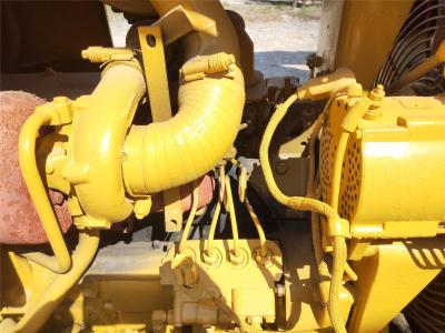 Cina Bulldozer utilizzato di Caterpillar D4h nella condizione di lavoro perfetta con il prezzo ragionevole. Gatto di seconda mano D3c, D3g, bulldozer di D4c sulla vendita più una garanzia di anno. in vendita