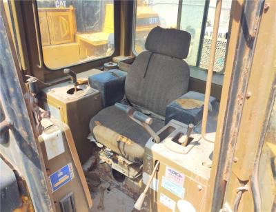 Cina Bulldozer utilizzato di Caterpillar D4h nella condizione di lavoro formidabile con il prezzo ragionevole. Gatto di seconda mano D3c, D3g, bulldozer di D4c sulla vendita più una garanzia di anno. in vendita