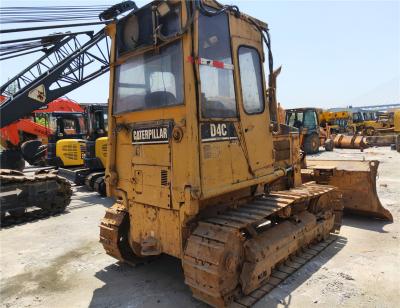 Cina Bulldozer Caterpillar D4c usato in perfette condizioni di lavoro con un prezzo incredibile. Bulldozer Cat D3c, D3g, D4c di seconda mano in vendita più un anno di garanzia. in vendita