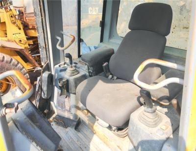 Cina Bulldozer utilizzato di Caterpillar D3g nella condizione di lavoro eccellente con il prezzo di stupore. Gatto di seconda mano D3c, D3g, bulldozer di D4c sulla vendita più una garanzia di anno. in vendita