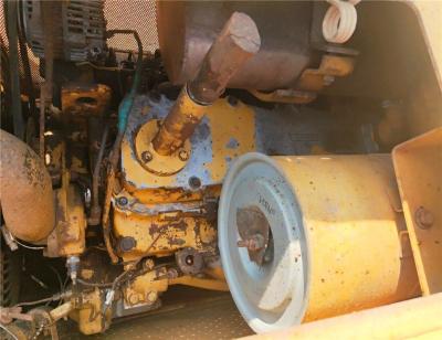 Cina Bulldozer utilizzato di Caterpillar D3c nella condizione di lavoro formidabile con il prezzo di stupore. Gatto di seconda mano D3c, D3g, bulldozer di D4c sulla vendita più una garanzia di anno. in vendita
