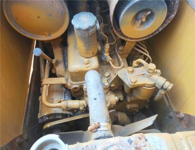 Cina Bulldozer utilizzato di Caterpillar D3c nella condizione di lavoro perfetta con il prezzo di stupore. Gatto di seconda mano D3c, D3g, bulldozer di D4c sulla vendita più una garanzia di anno. in vendita