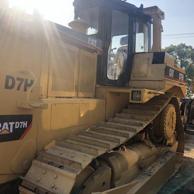中国 驚かせる価格の完全な働く状態の元の日本猫D7hのブルドーザーの幼虫のクローラー トラクター。猫D5g、D5h。D5m.D6gは販売にある。 販売のため